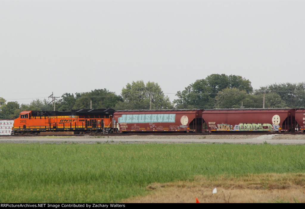 BNSF 3935